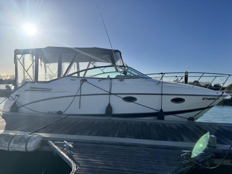 Maxum 2600 SE - Jaykay Marine Sales